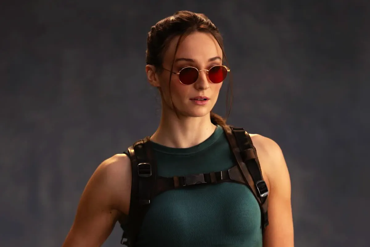 First look at Sophie Turner as Lara Croft in Prime Video Tomb Raider ...